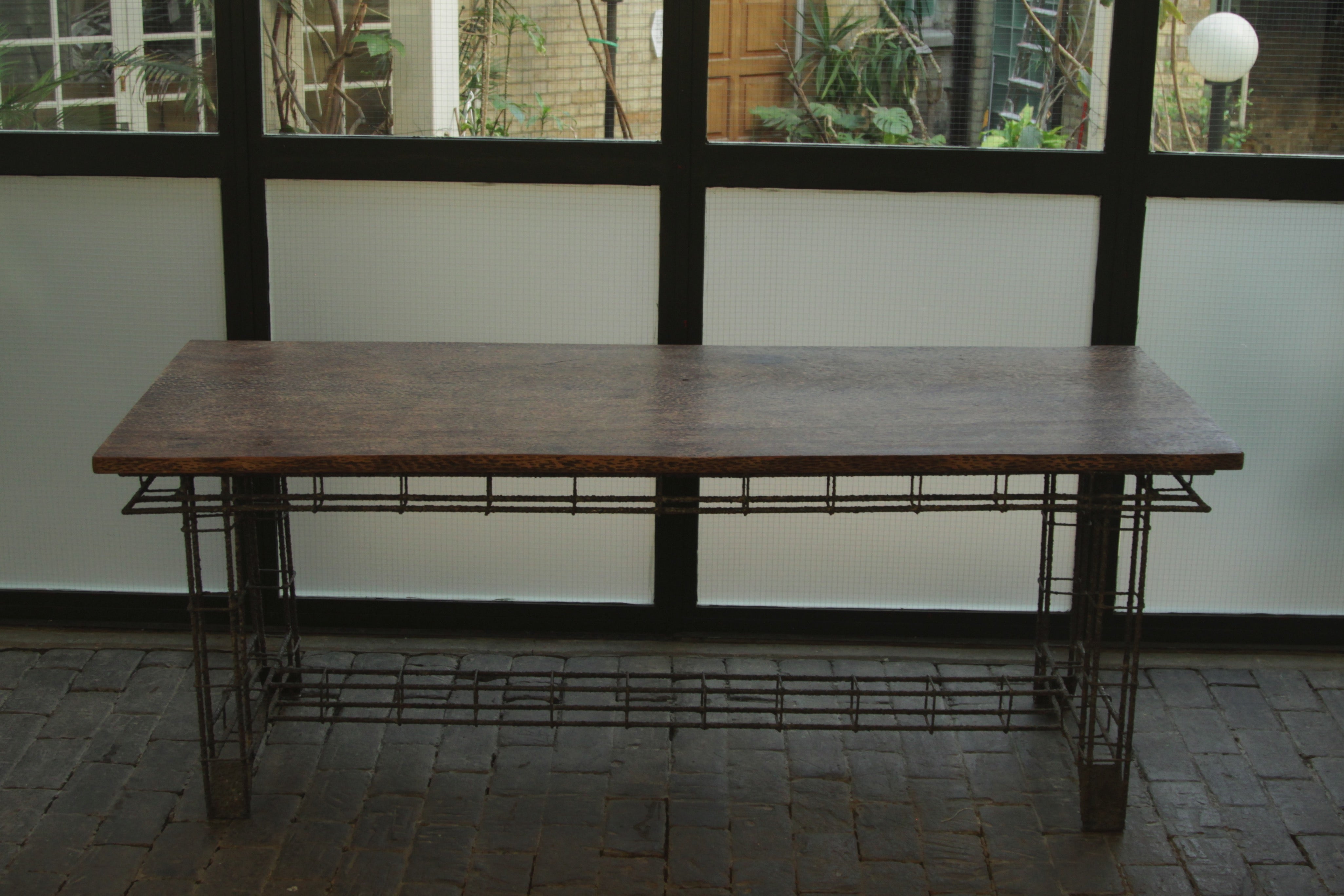 Rebar Coconut Dining Table – Hollie Bowden Interiors